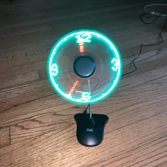 ITEK | Other | 222 I Tek Clock Fan | Poshmark